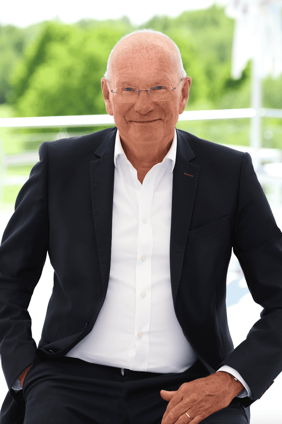 Interview mit Hans-Peter Villis vom Team „Zukunft“ – VfL INSIDER